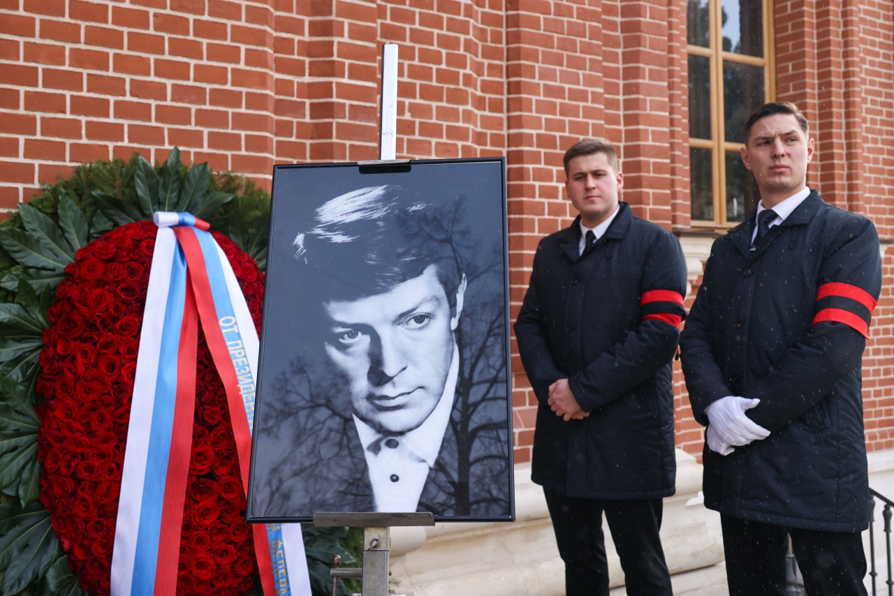 В Москве простились с актёром Олегом Стриженовым ::Первый Севастопольский